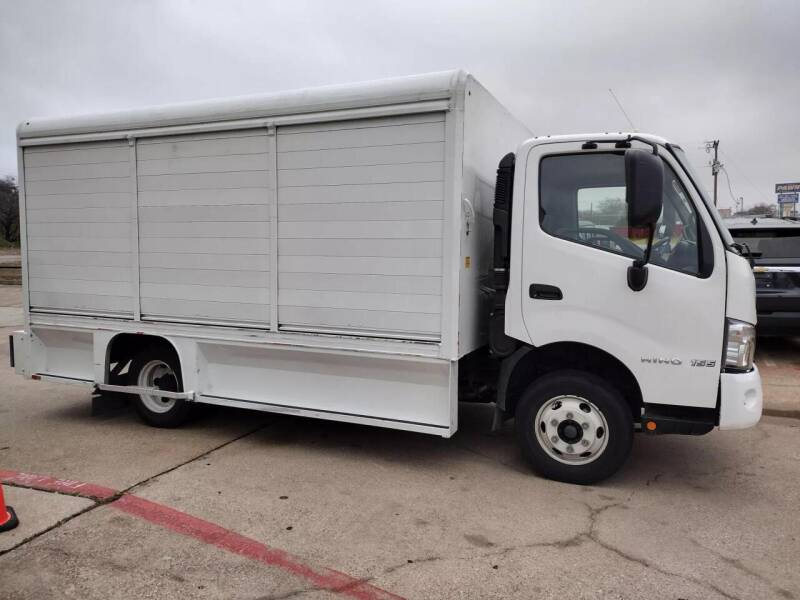 Buck's Trucks | Specializing in Trucks & Trailers for the Beverage Industry